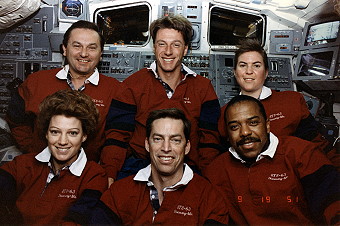 Spaceflight mission report: STS-63